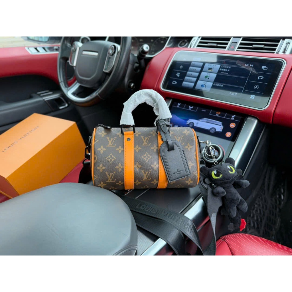 Túi LV Keepall Bandoulière 25 Monogram Macassar Canvas Safran - Mr ...