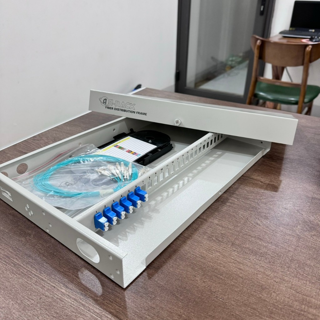 ODF 12 FO indoor đầy đủ phụ kiện chuẩn LC/UPC chuẩn OM3, mã AR-1219LUIN ...