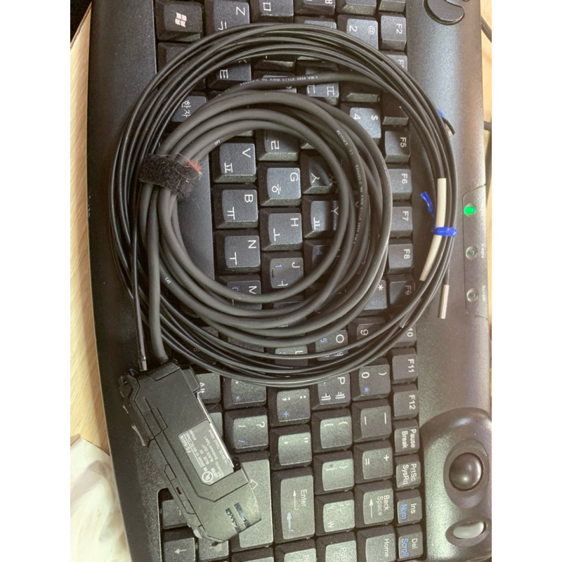 Sensor quang keyence FS-N41N kèm sợi quang như ảnh | Shopee Việt Nam