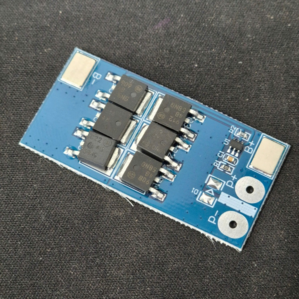 Mạch điều khiển sạc pin Lithium 1S 3.2V 4.5A / 9A / 12A / 25A cùng một ...