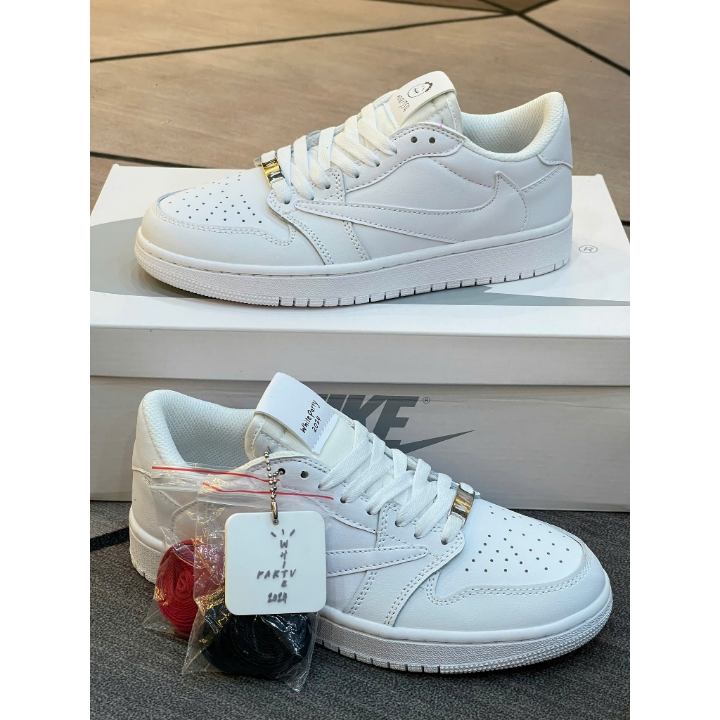 Jd 1 Low Travis