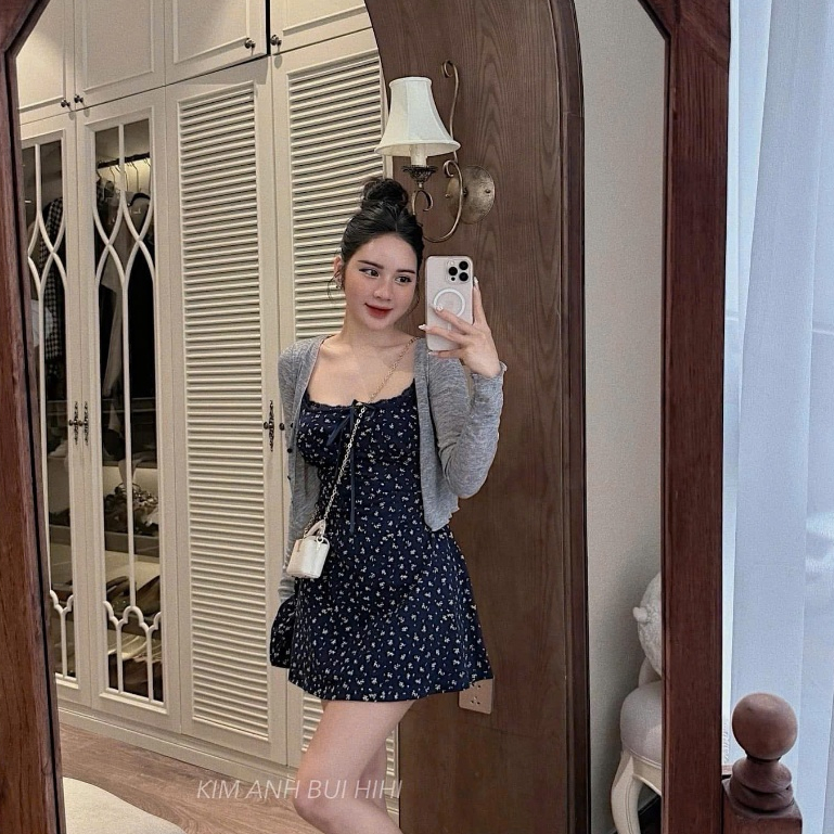 set đồ nữ váy hai dây họa tiết xanh mix áo choàng croptop dài tay xám ...