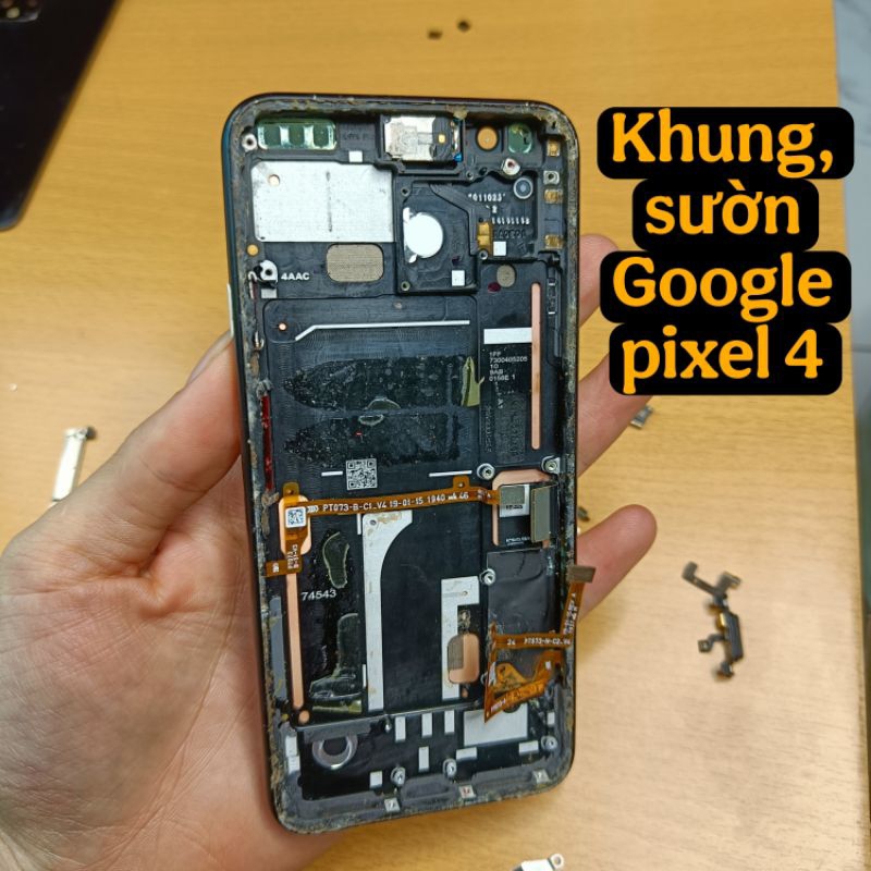 Khung, sườn Google pixel 4 cũ kèm mấy đồ linh tinh như trong hình ...