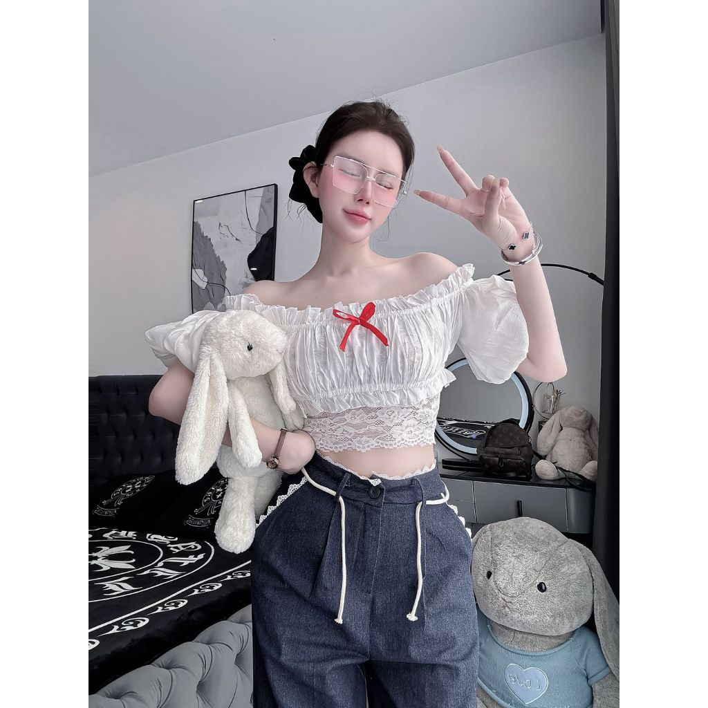 Set bộ áo trễ vai croptop tay bồng phối ren đính nơ mix quần dài ống ...
