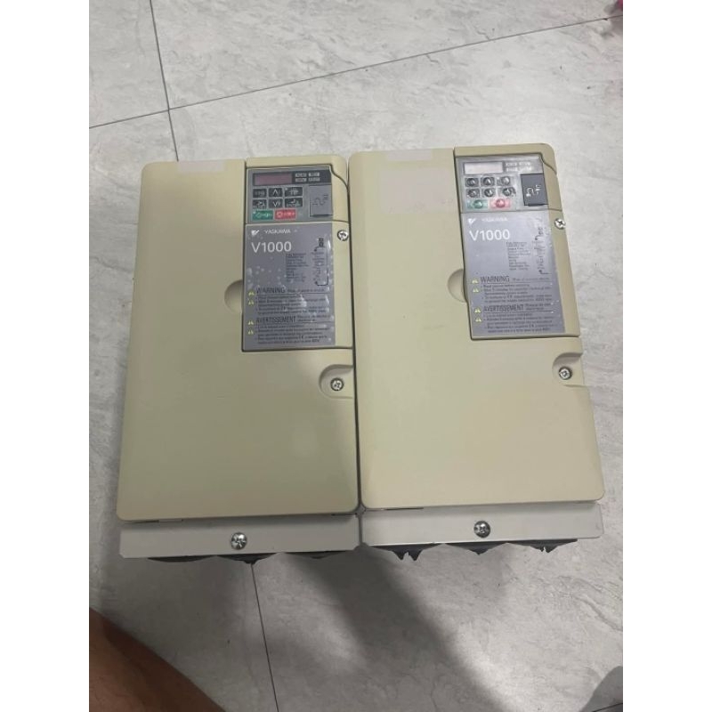 biến tần tải nặng công suất 15/11kw YASKAWA V1000 điện áp 3pha 380v hàng tháo máy đẹp bh 3 tháng ...