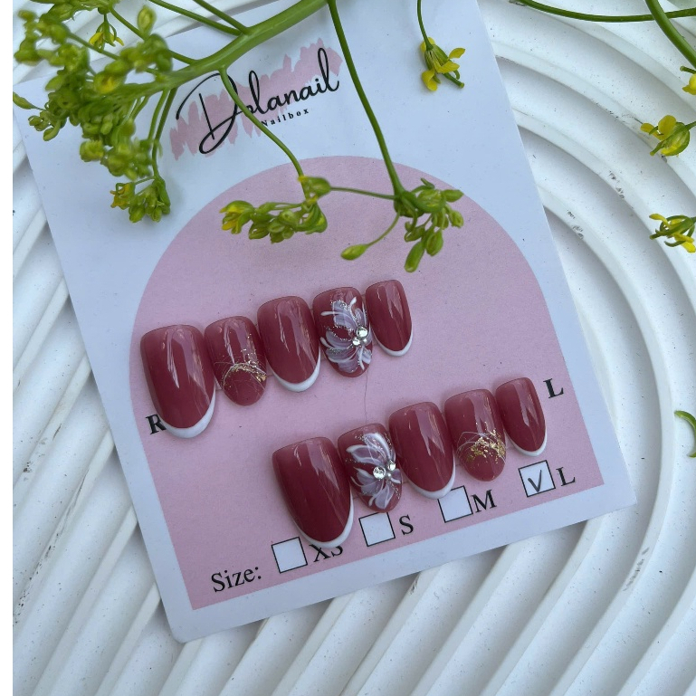 Nailbox thiết kế, Móng úp. Sơn thạch Hồng ruốt vẽ Hoa+ kẻ đầu móng ...