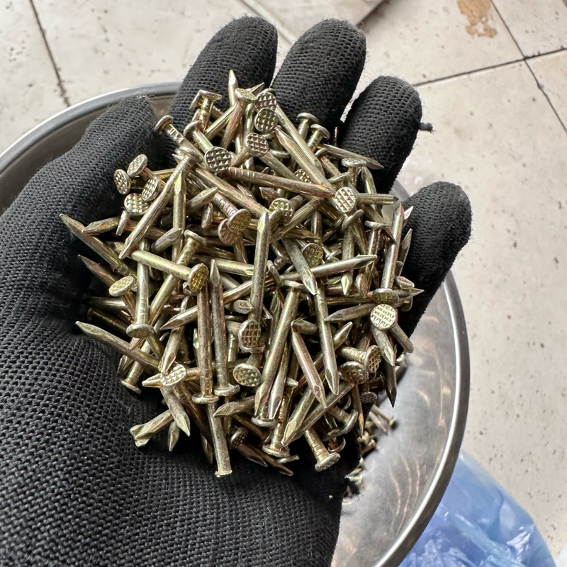 Xả kho 1kg ĐINH THÉP VÀNG 2p5 (2,5cm) (Đinh đóng lưới mắt cáo) | Shopee ...