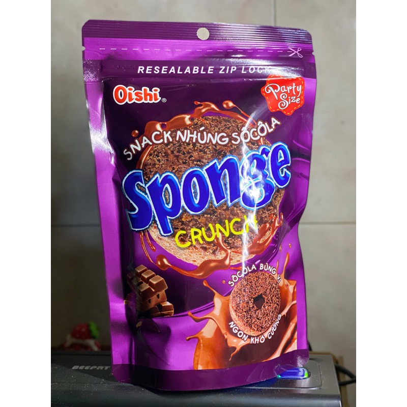 Snack nhúng Socola Sponge Crunch Oishi 80g - túi zip lớn | Shopee Việt Nam