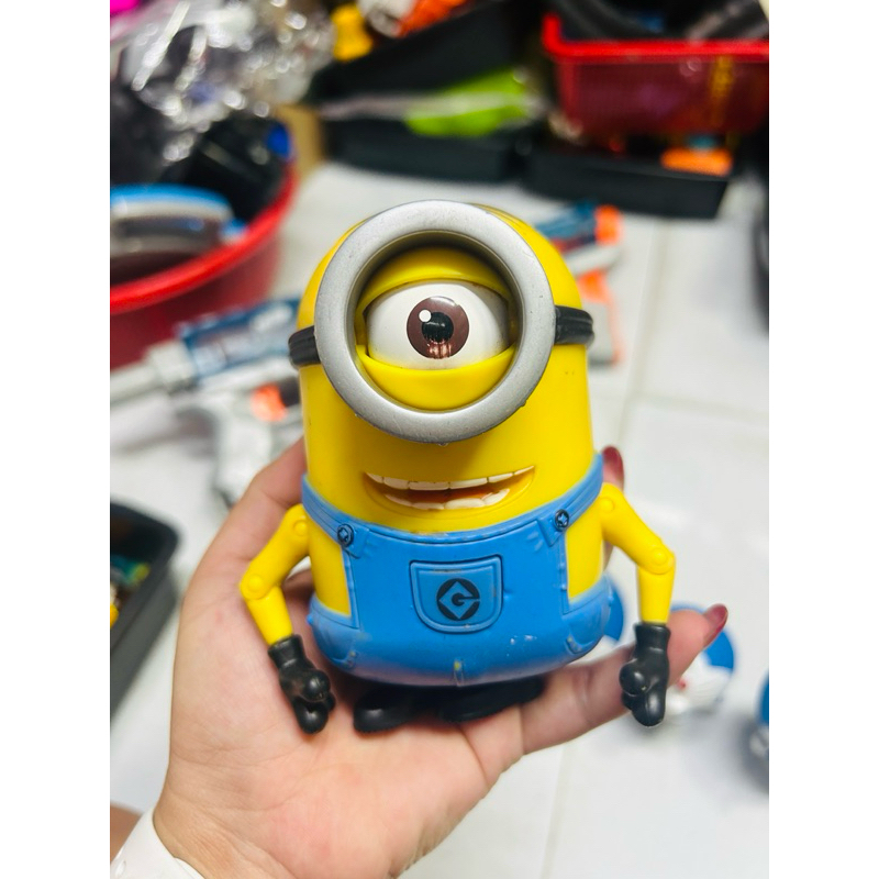 Mô hình Action Figure Minion Stuart Laughing Action Figure Thinkway ...