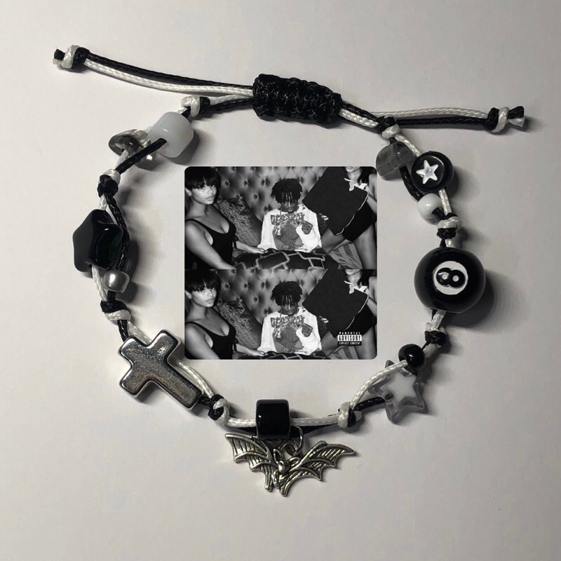 Vòng Tay Dây Rút Playboi Carti KING VAMP | Shopee Việt Nam