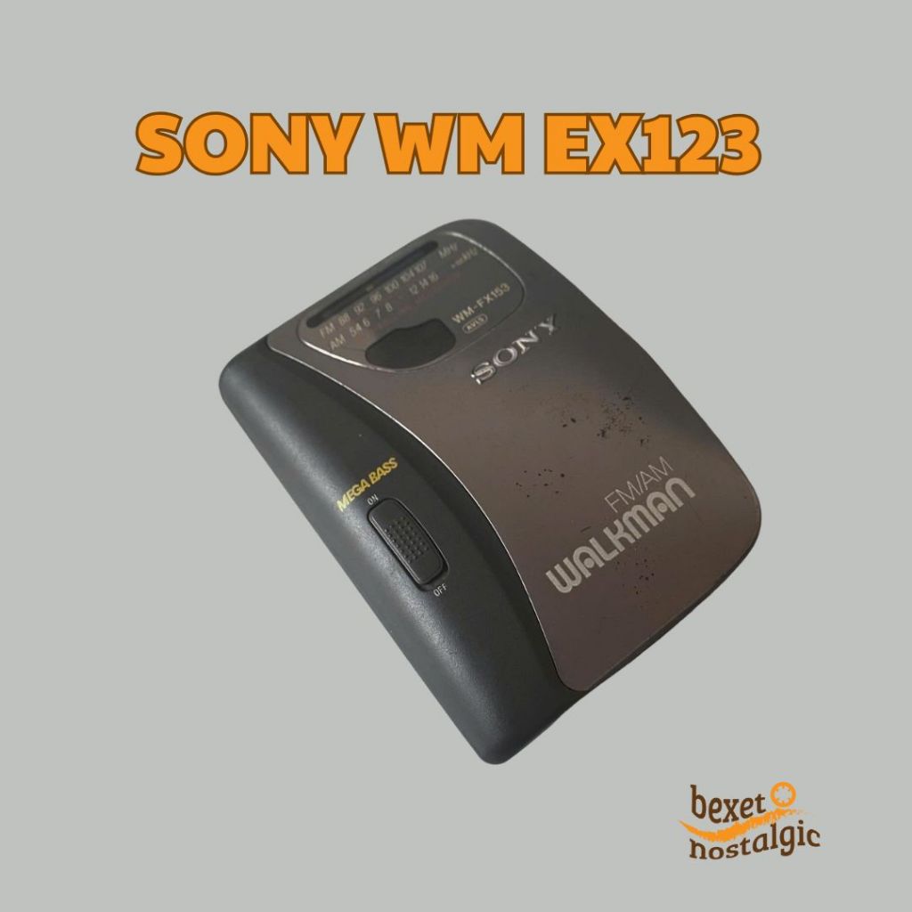 Máy cassette cầm tay - SONY WM FX123, cassette nhật hoạt động tốt [95%] | Shopee Việt Nam