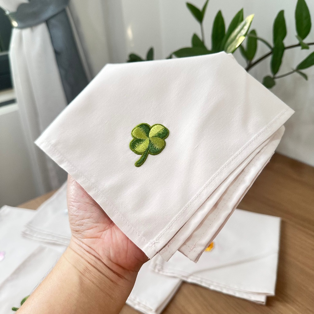 Khăn tay vải Kate Silk kích thước 33 cm x 33 cm màu be / Khăn mùi xoa ...
