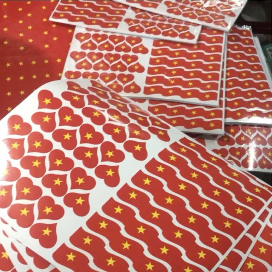 40 Sticker dán mặt, decal cờ đỏ sao vàng, decal dán lá cờ việt nam, cờ ...