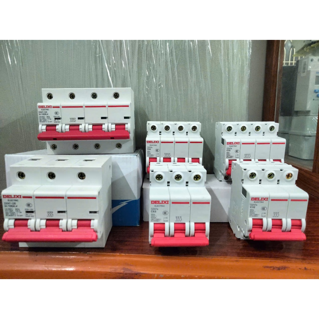 CB đóng ngắt, Aptomat 3 pha 3P và 4P 32A, 63A và 100A 380V DELIXI | Shopee Việt Nam
