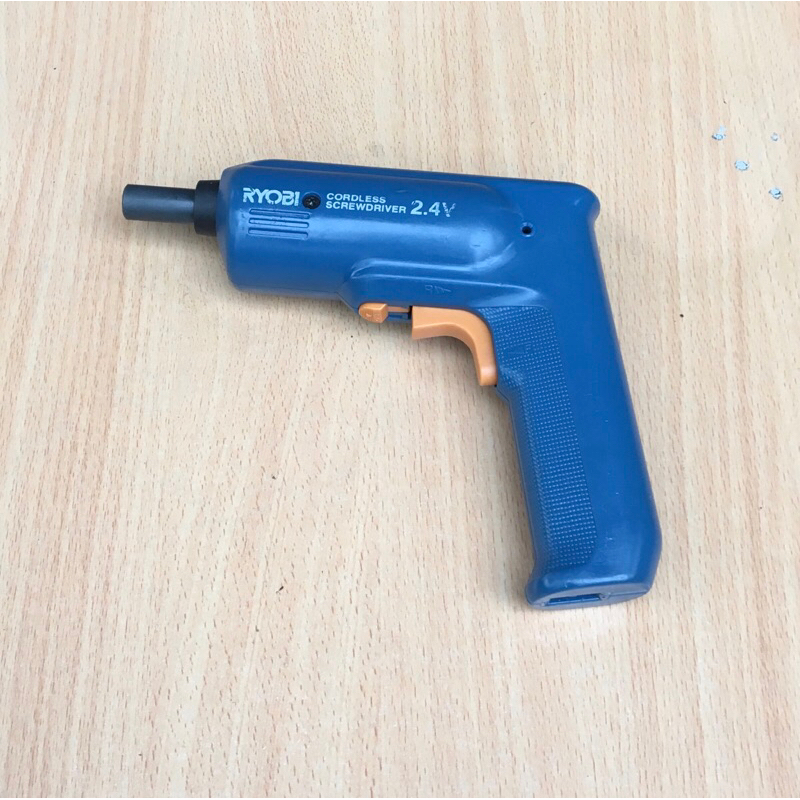 Vít mini RYOBI -Vít mini hàng bãi- Vít mini bãi.Đã đóng pin mới ...