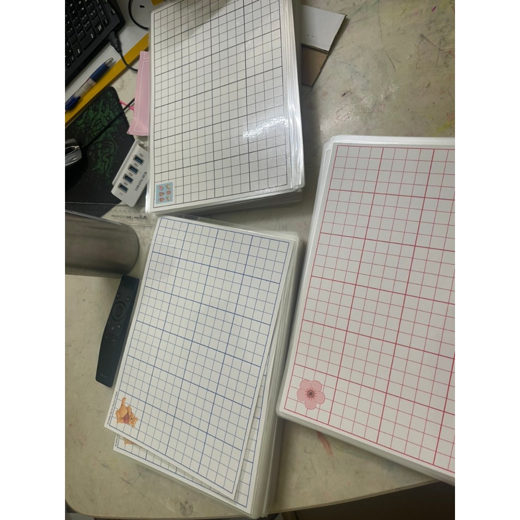 Combo 20 bản bảng phụ A3 kt 30x40cm ép plastic viết xóa được in 1 mặt ...
