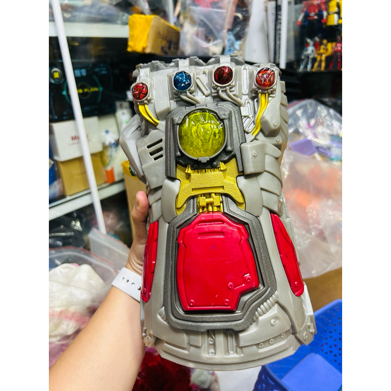 Găng tay Hasbro Marvel Avengers Silver Infinity Gauntlet Fist ...