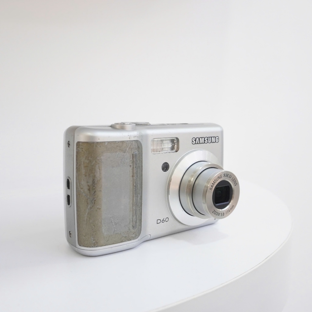 SAMSUNG D60 | Shopee Việt Nam