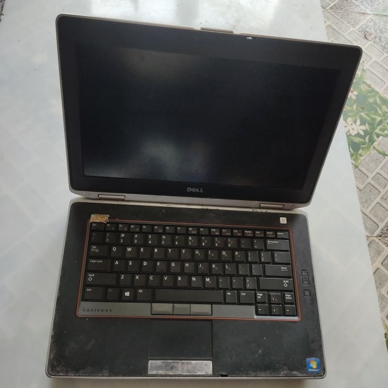 xác laptop dell p15g chưa test nguyên máy | Shopee Việt Nam