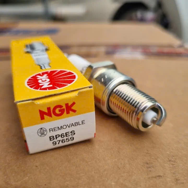 Bugi NGK chính hãng GX160, GX200, 5.5hp, 6.5hp máy phát điện 2,5kw, 3kw... | Shopee Việt Nam