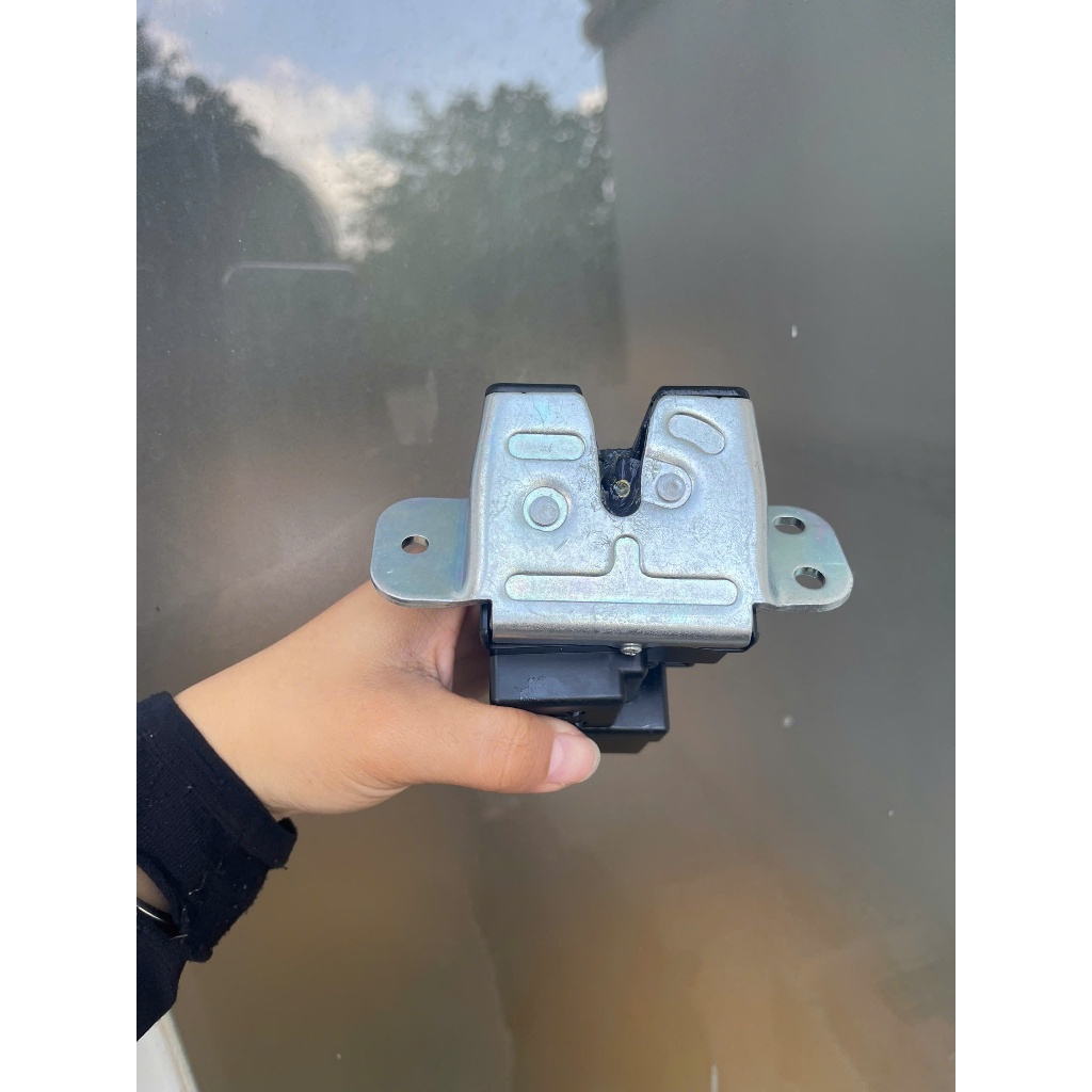 Khóa cốp sau (Ngậm cửa) xe Hyundai Grand I10 Hatchback (2014-2022) xe 5 ...