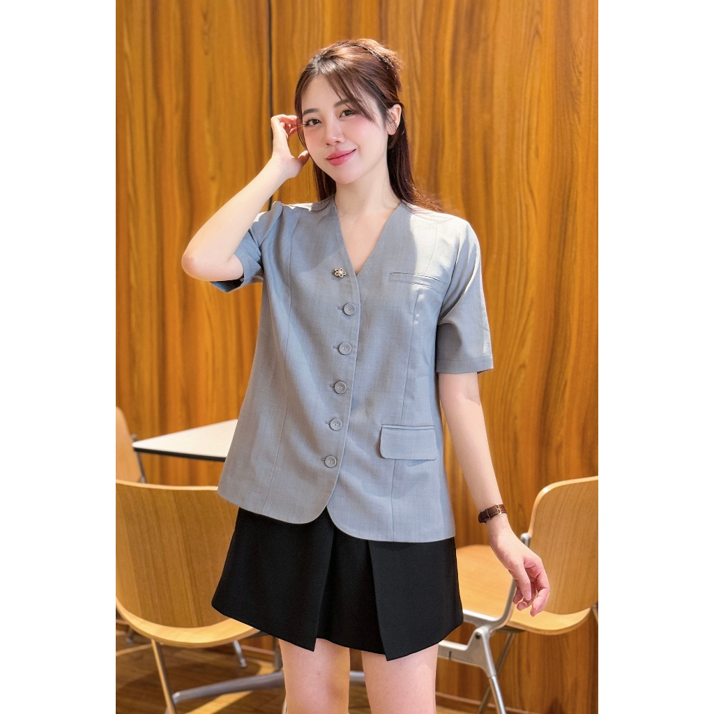 Áo Blazer Nữ Tay Ngắn Cổ Tim Cúc Bọc Chất Xước Ý Mềm Mát, Sơ Mi Nữ Công ...