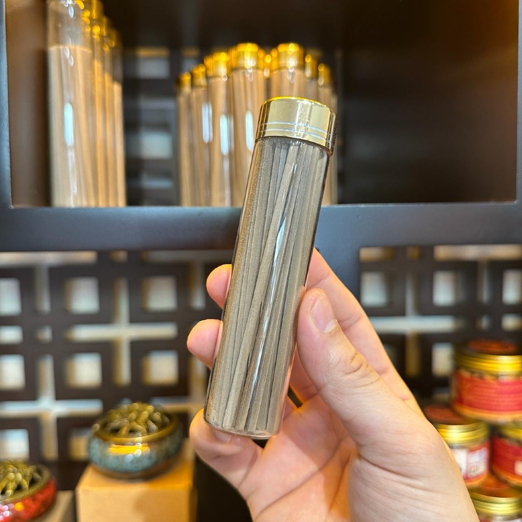 Thanh trầm hương không tăm Xưởng Mộc Việt ống 50 thanh ch.áy 30p thơm dịu nhẹ thư thái giảm ...
