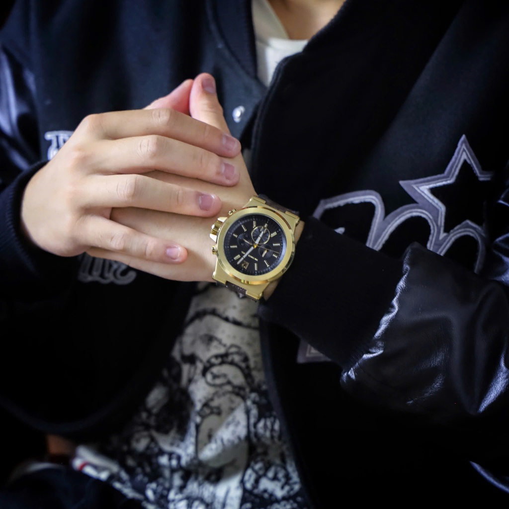 Đồng hồ Nam + Nữ chính hãng 100%MICHAEL KORS 𝐁𝐑𝐄𝐂𝐊𝐄𝐍 𝐋𝐎𝐆𝐎 𝐖𝐀𝐓𝐂𝐇 𝐌𝐊𝟖𝟗𝟐𝟐 ...