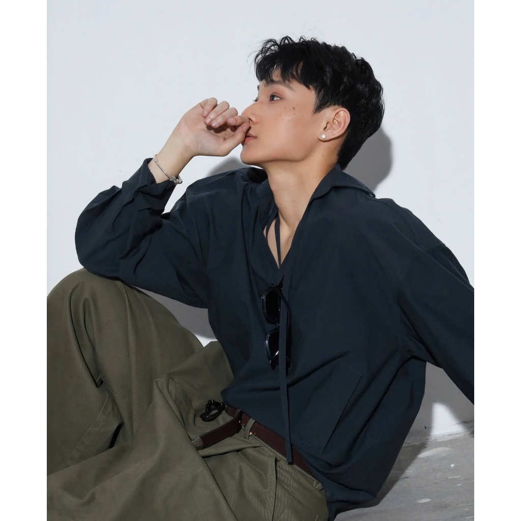 Áo sơ mi nam cổ chui đầu có quai dây cách điệu chất liệu kaki sơ mi ...