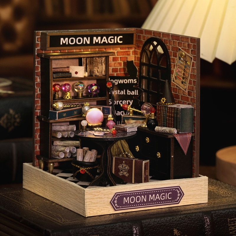 Mô Hình DIY Miniature Moon Magic - Cửa Hàng Phép Thuật 11.5x9x9cm tặng ...
