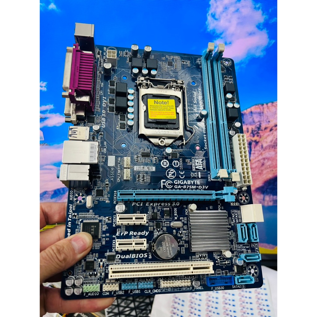 [HCM]Bo Mạch Chủ (Mainboard) GIGABYTE B75M-D3V (CTY Box-3 Năm) | Shopee Việt Nam
