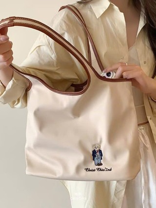 Túi tote Chio'2nd đeo vai chất liệu vải dù logo thêu nổi size 30cm lý ...