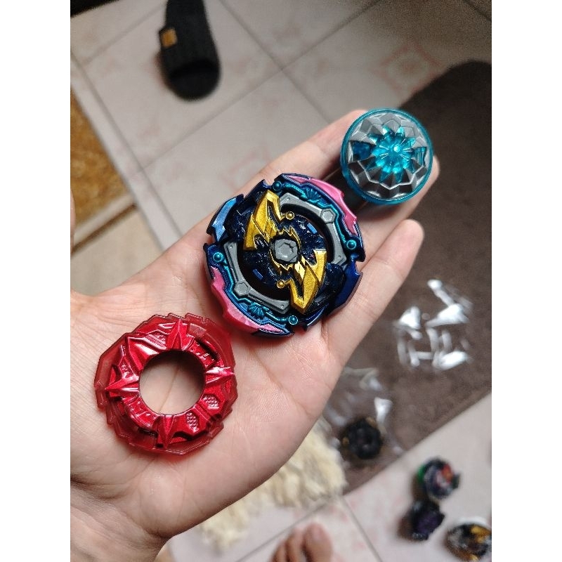 Đồ chơi Beyblade Judgement Joker chính hãng TakaraTomy | Shopee Việt Nam