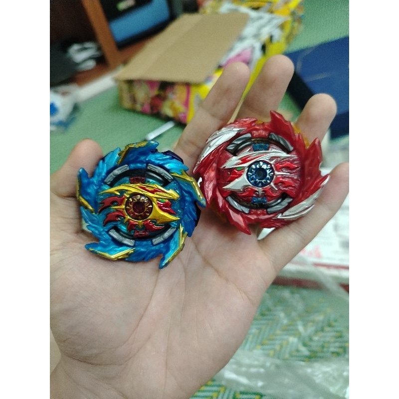 Đồ chơi Beyblade Hyperion VS Helios chính hãng TakaraTomy | Shopee Việt Nam