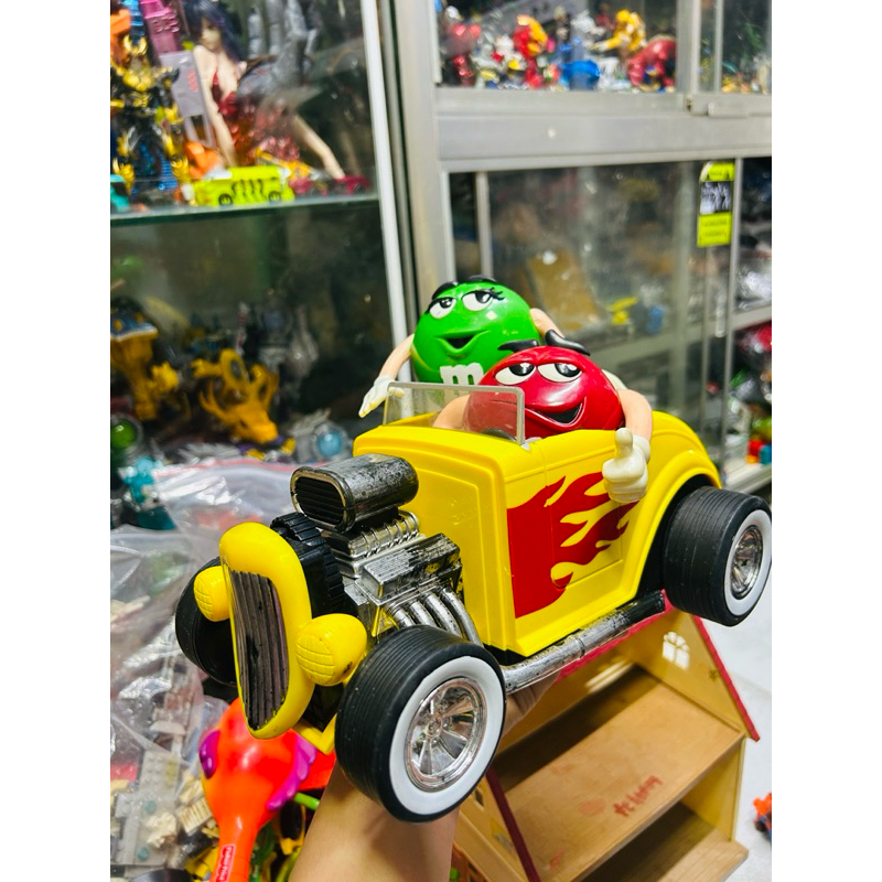 Mô hình M&M Yellow Hot Rod Car w/Flames Candy Dispenser Limited Edition ...