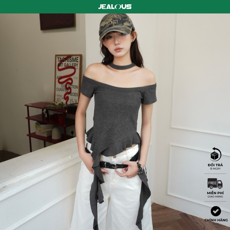 Áo thun trễ vai gấu tua rua cổ tròn AERIS TOP JealousHouse - 11325 | Shopee Việt Nam