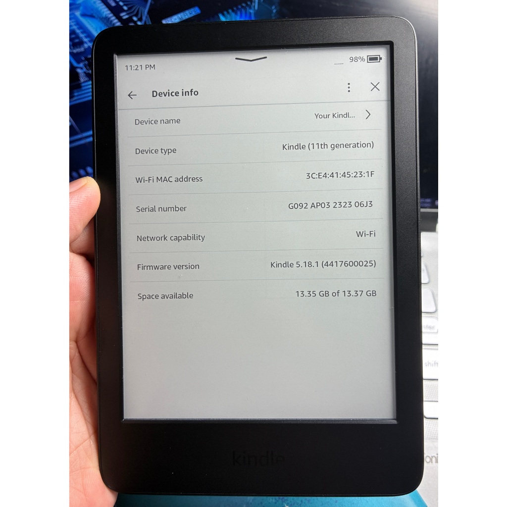 Máy đọc sách Kindle Basic 2022 kèm cover cáp | Shopee Việt Nam