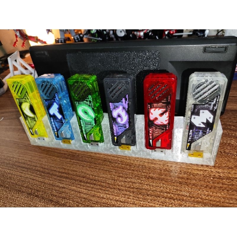 Đế trưng bày Gaia Memory - In 3D - Kamen Rider W | Shopee Việt Nam