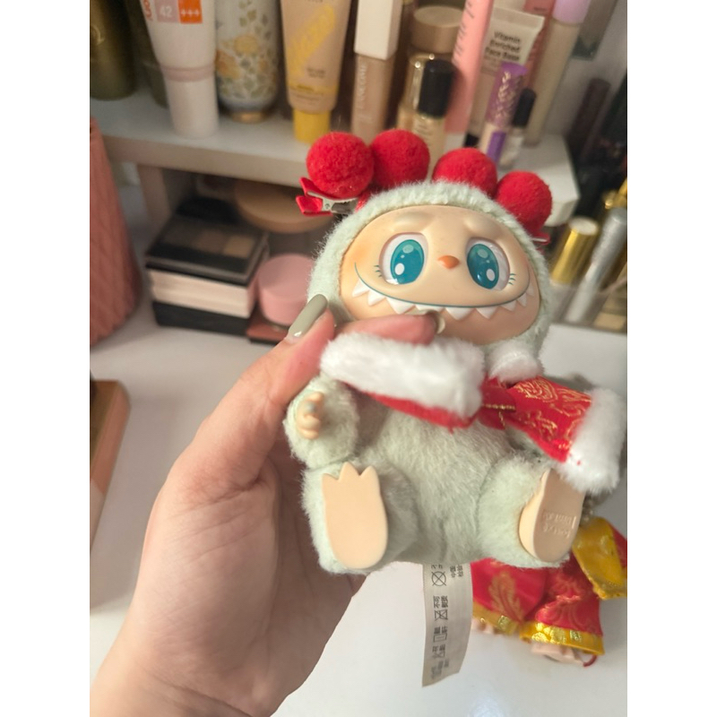 [Pass] Labubu V1 V2 hiện trạng như ảnh | Shopee Việt Nam