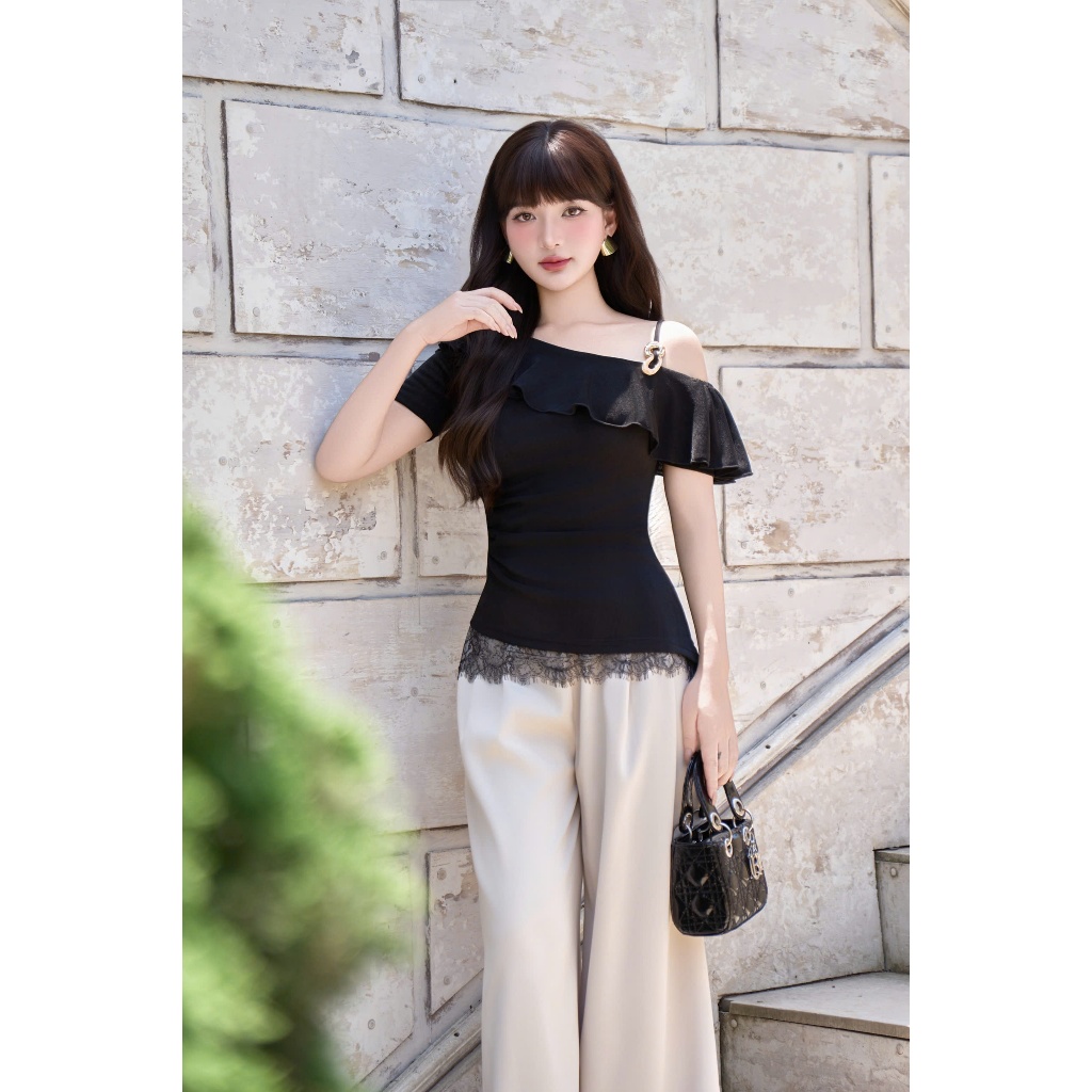 Áo Thun Nhúng Đen Lệch Vai Chân Ren Tag Kim Loại Thời Trang Thiết Kế Nữ ...