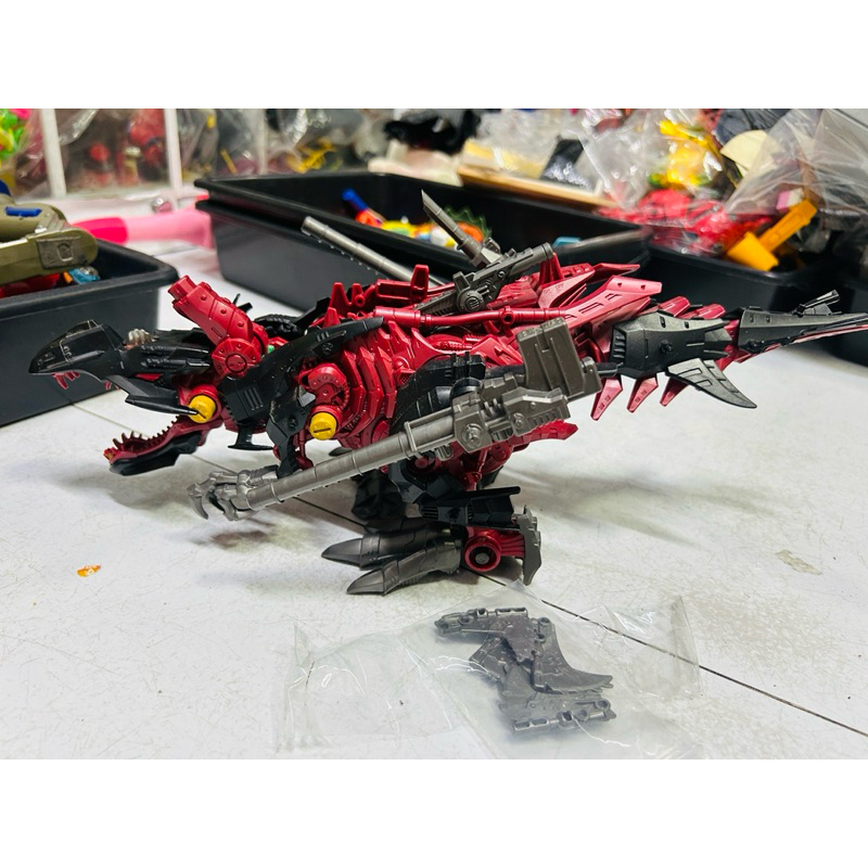 Đồ chơi mô hình Chiến Binh Thú ZW33 mà Genospino (Spinosaurus species ...