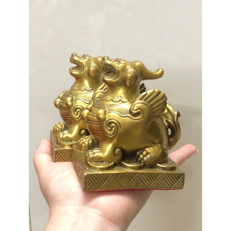 Tỳ Hưu Phong Thuỷ , Tỳ Hưu Bằng Đồng Ngồi Bệ Cỡ Nhỏ | Shopee Việt Nam