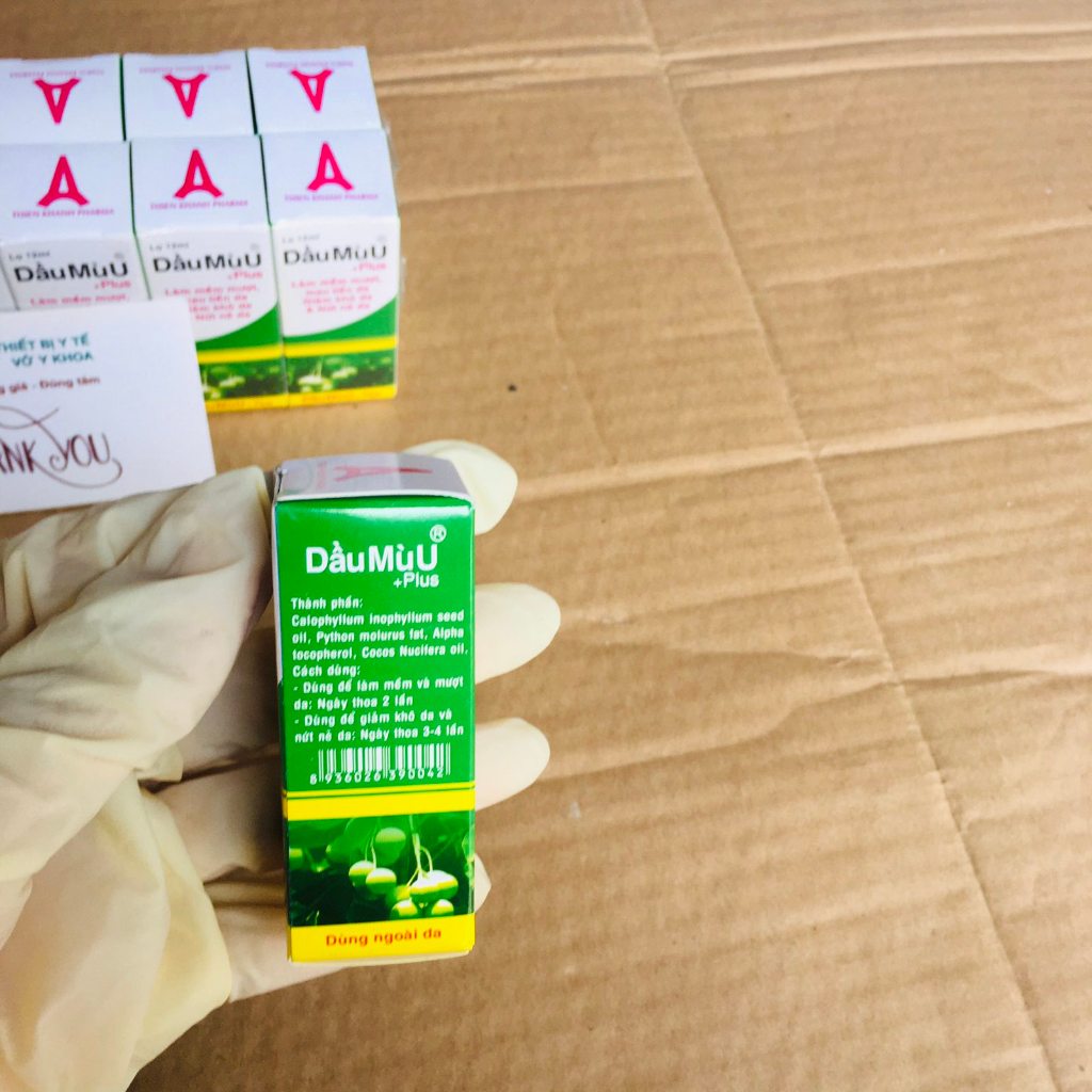Dầu Mù U Plus Thiên Khánh Chai 12ml - Bí Kíp Giảm Mụn - Làm lành vết ...
