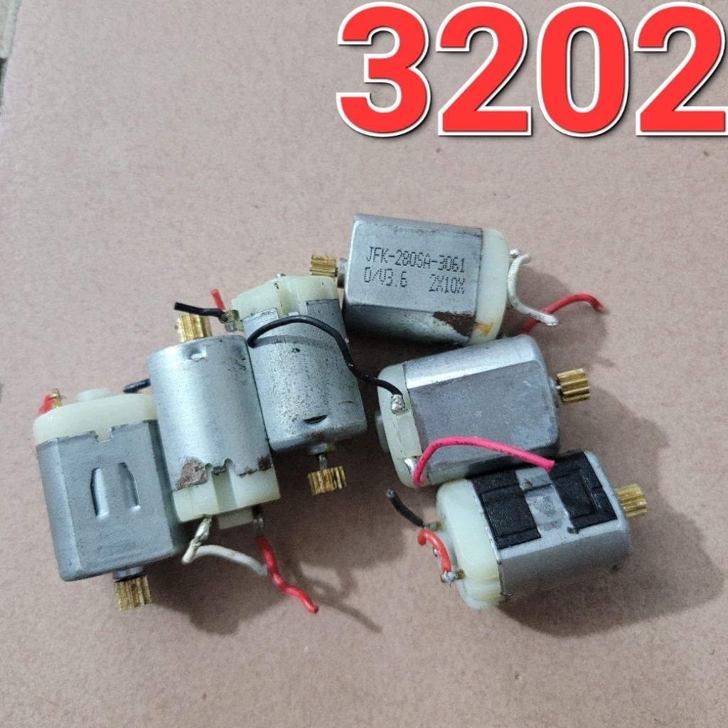 Động cơ motor 280 kèm bánh răng đồng 10 răng sử dụng cho máy tăm nước ...