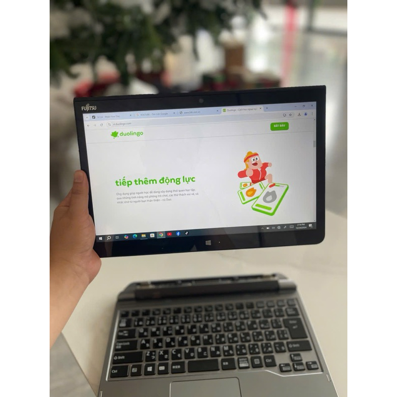 Laptop màn cảm ứng Fujitsu Q616 i3 ram4G 128GB mạnh hơn Q507,Q508,Q509 ...