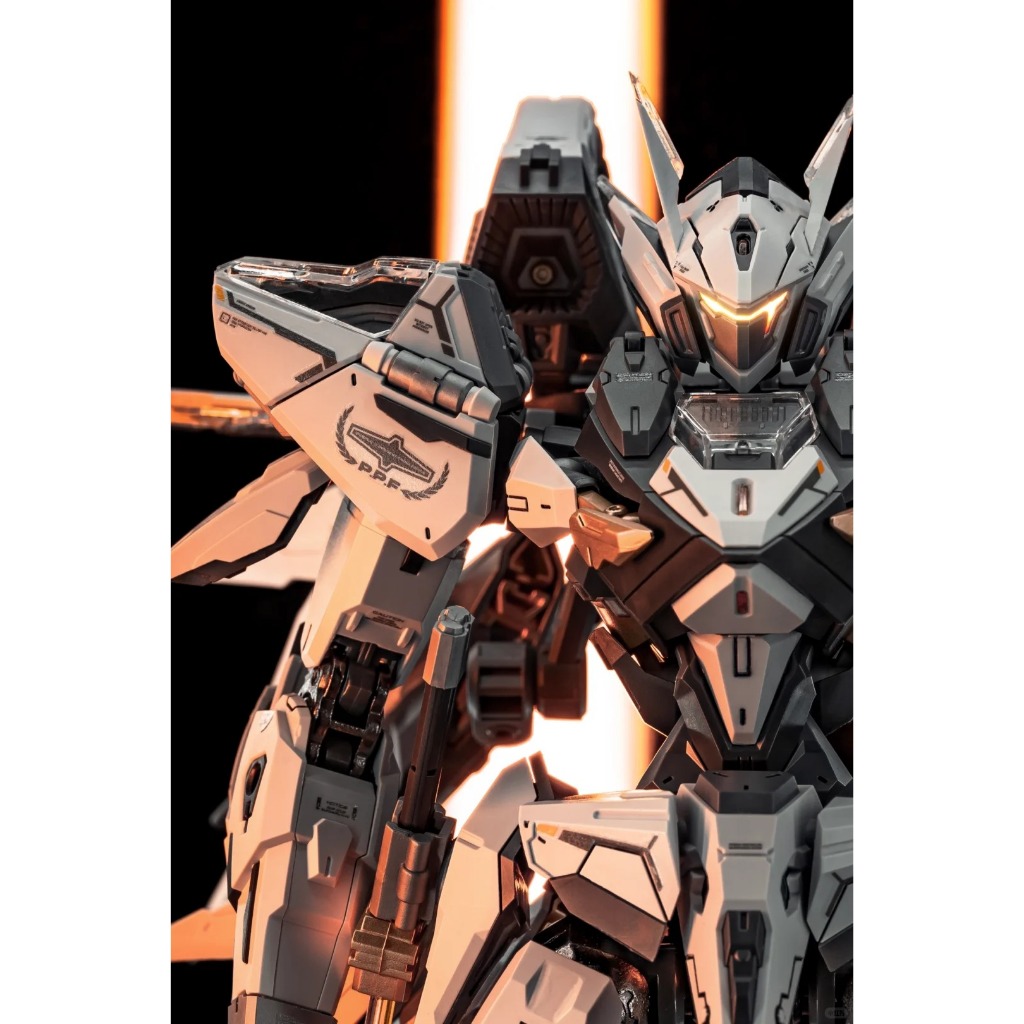 Mô Hình Lắp Ráp 1/100 TEST-70 Armored Colossus BAILU | Shopee Việt Nam