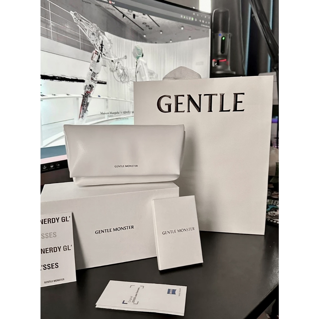 Full Box Hộp GM ( Khăn, Card, Certificate ) Các mùa: Gm20, Gm21, Gm22 ...