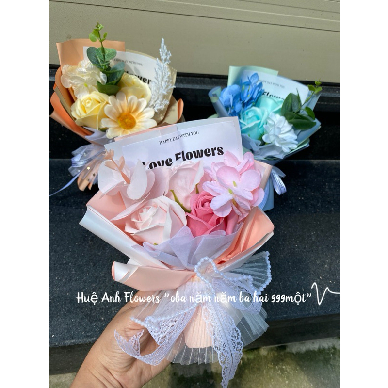 BÓ HOA CAO 18-20-23CM (Nhiễu mẫu)DÙNG SETUP HỘP QUÀ TẶNG... | Shopee ...