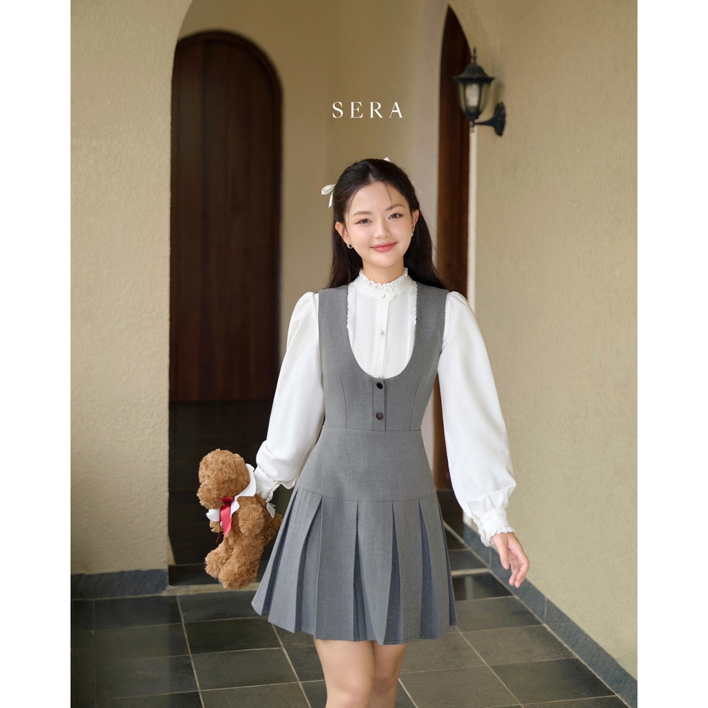 SERA - Set váy yếm xếp ly Syni và sơ mi cổ tàu Sherry | Shopee Việt Nam