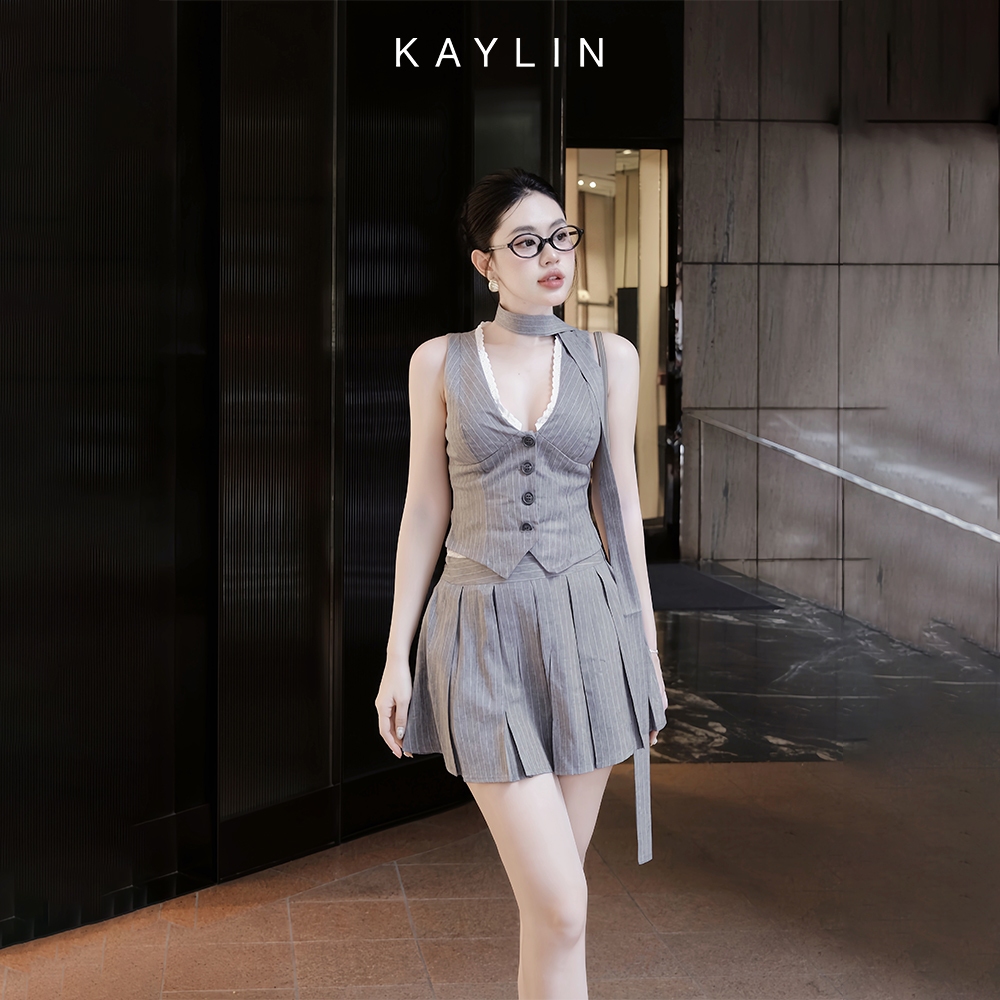 Set KAYLIN áo Ghi lê cổ ren phối chân váy xếp ly chất vải cotton sọc ...